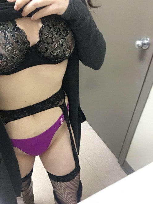 Pulling Up My Short Dress F Porn Pic Eporner