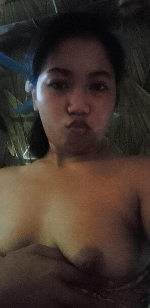 Angelica Bayani Is Pinoy 19y Girl Back To Porn Messenger Creation