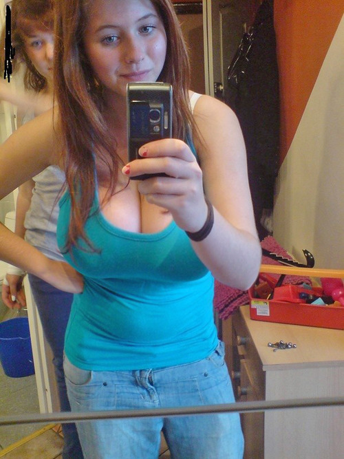 Nice Cleavage Porn Pic Eporner