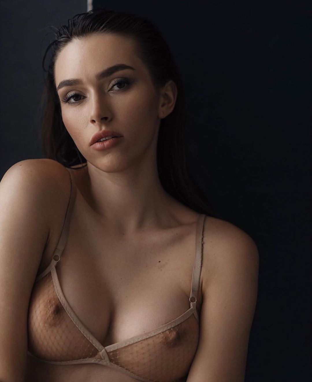 One Way To Get Round The Nipple Filters On Certain Sites Porn Pic Eporner