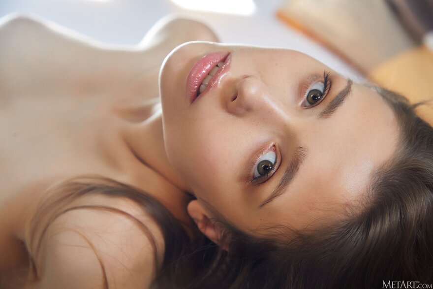 Mila Azul Lesson Of Azul In Gold Thisyearsmodel Metart 124