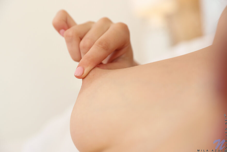 Mila Azul - Modern Lingere, Sexy Teen Tease (Metart) (Nubiles) - mila_azul_s8-061 Porn Pic - EPORNER