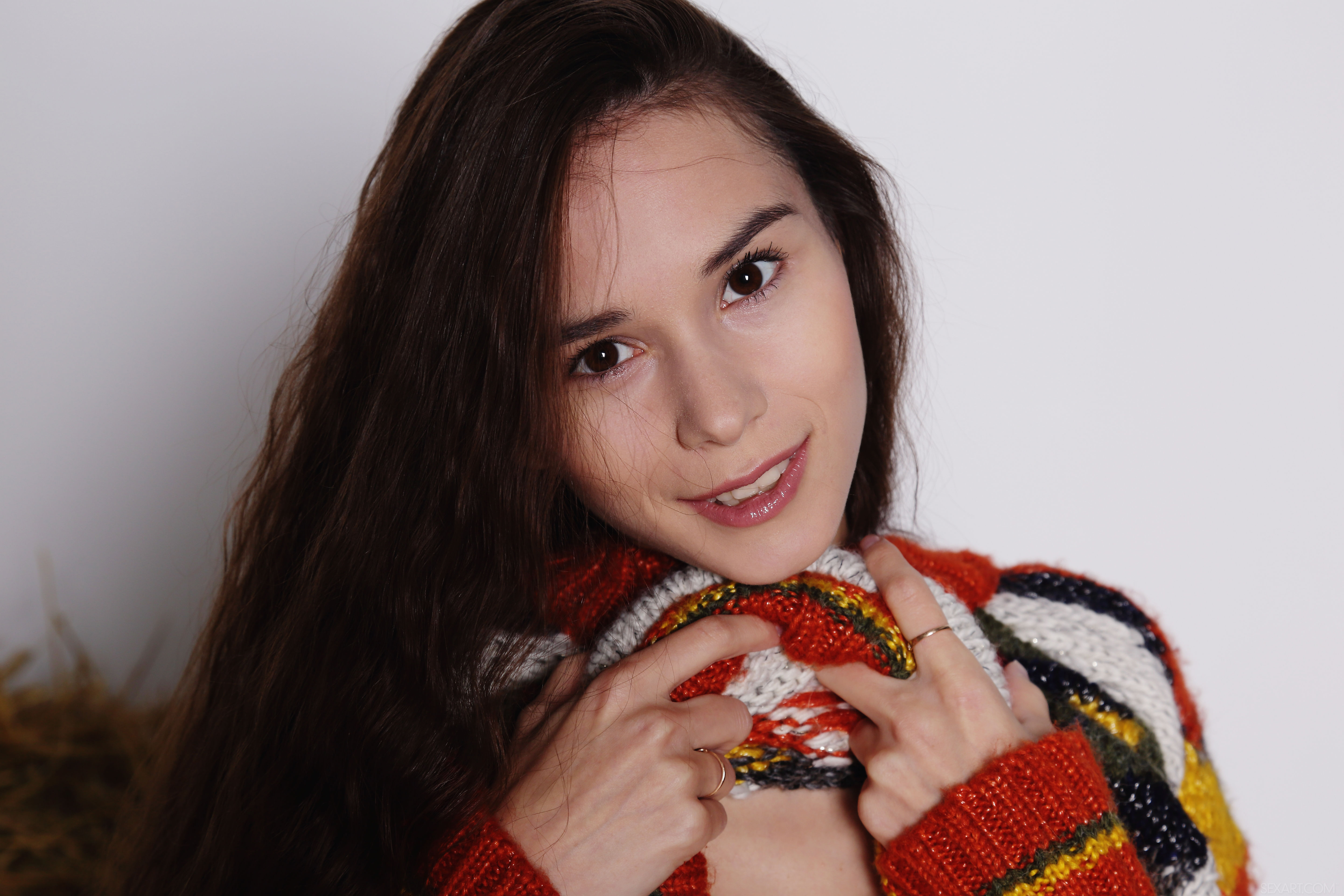 Leona.Mia.Winter.Vibe. - sexart_winter-vibe_leona-mia_high_0008 Porn Pic - EPORNER