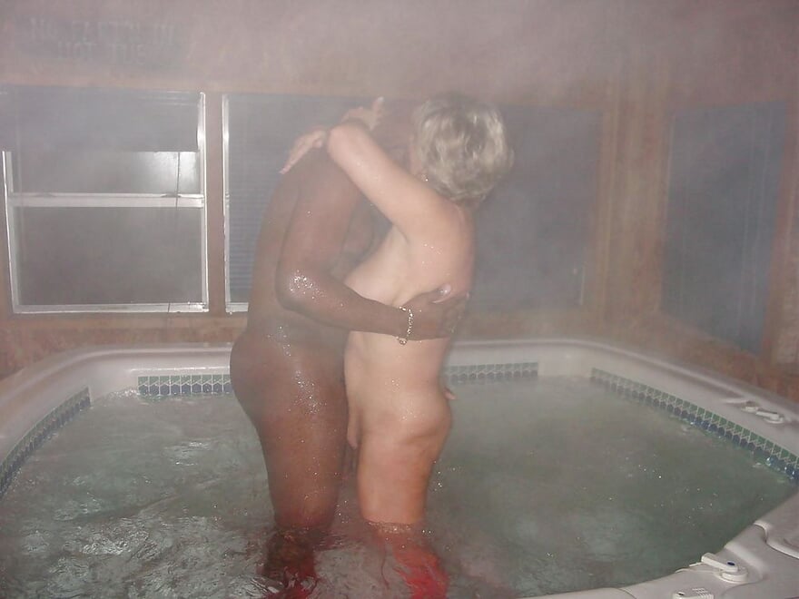 Hot Tub 103 71 Porn Pic Eporner 
