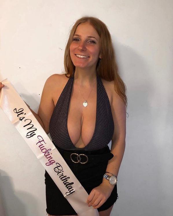 Image Perfect Amount Of Cleavage Porn Pic Eporner
