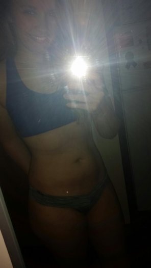 Mirror Shot Porn Pic Eporner