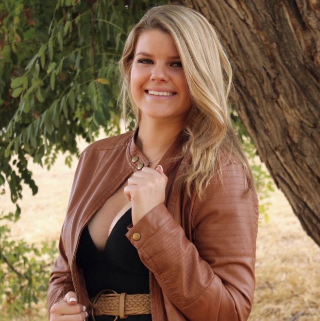 Smiling In The Park Porn Pic Eporner