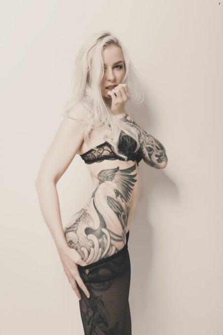White Shoulder Skin Arm Tattoo Porn Pic Eporner