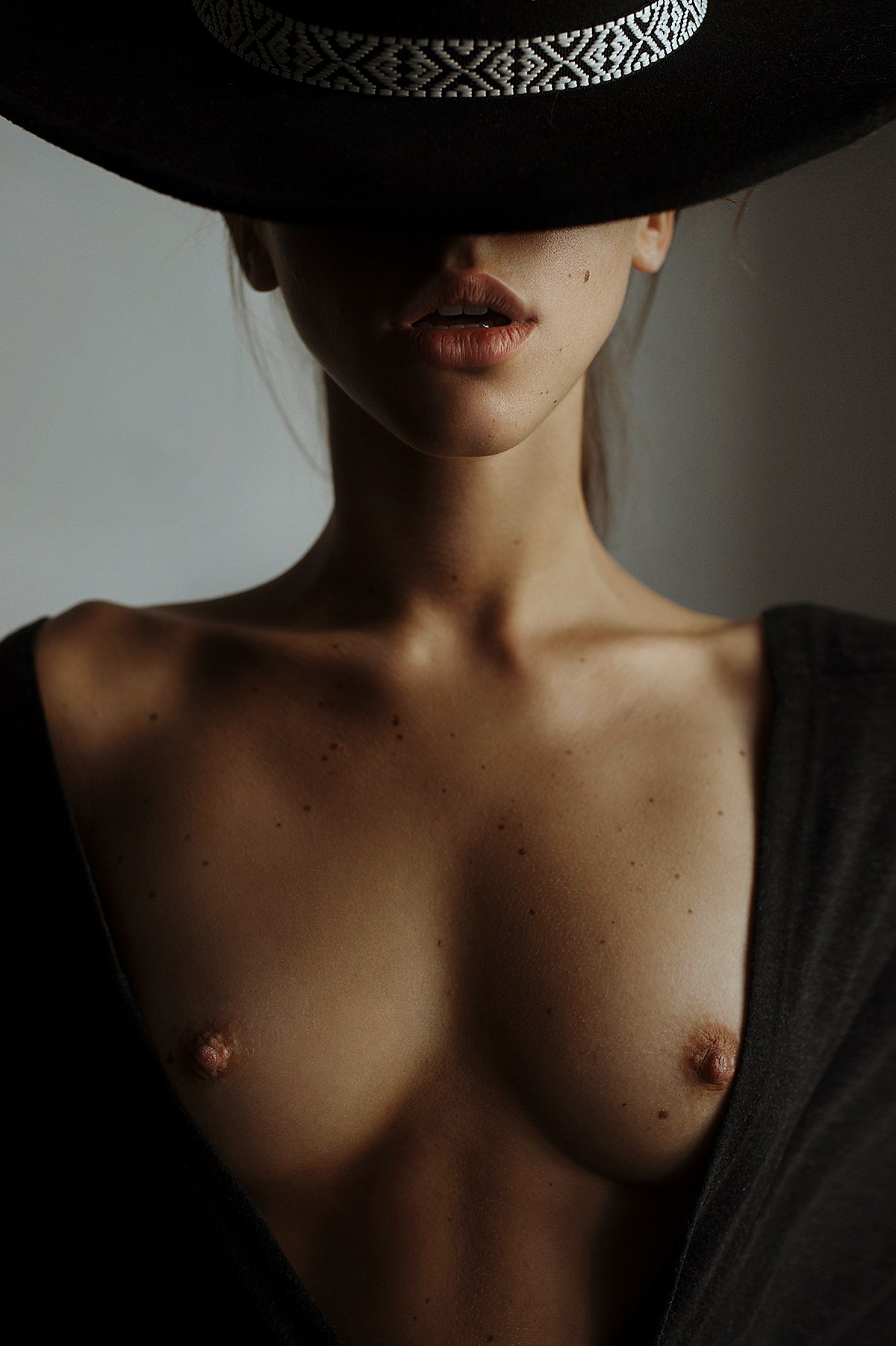 Lip Skin Beauty Chest Porn Pic Eporner