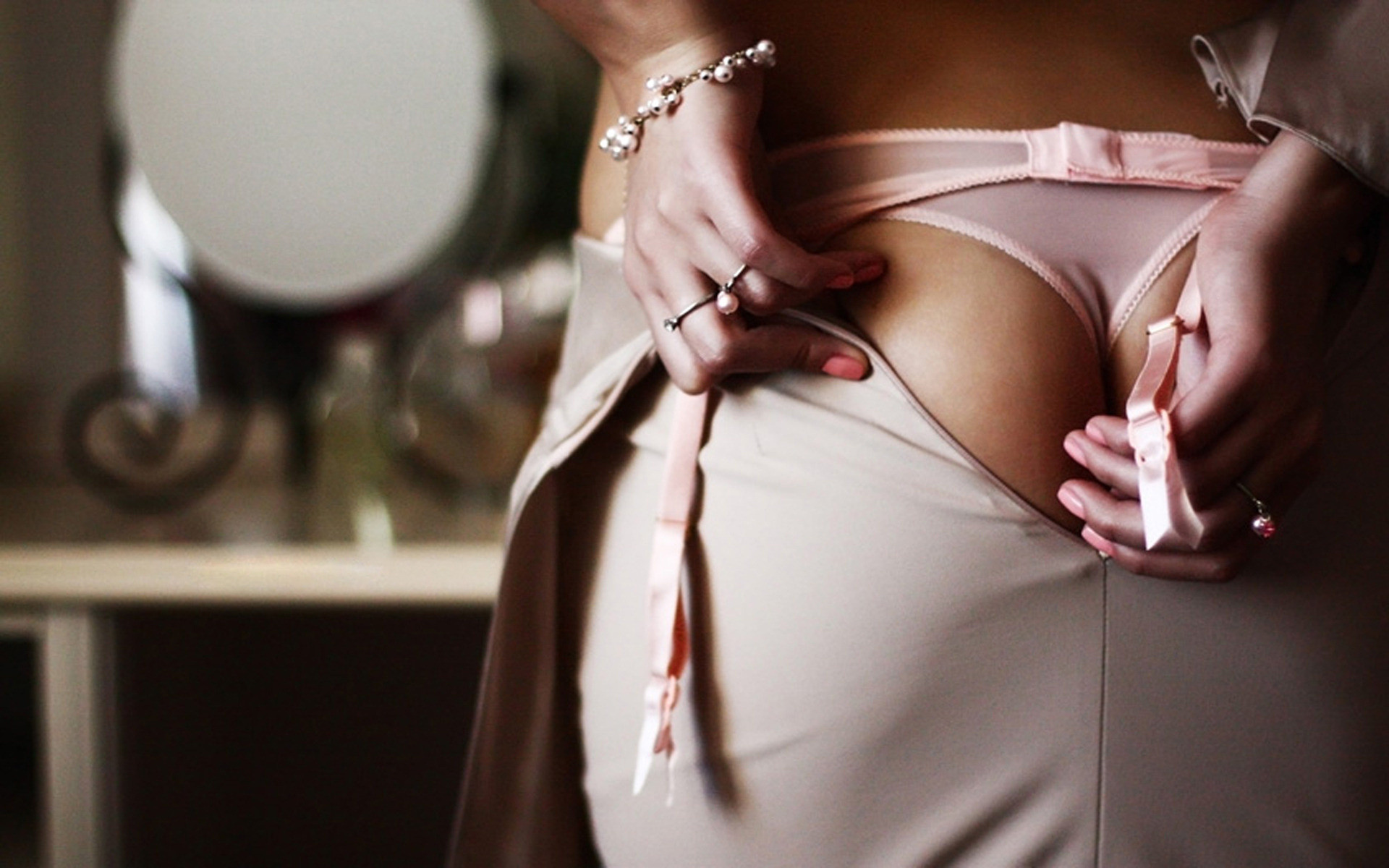Abdomen Stomach Waist Hand Porn Pic Eporner