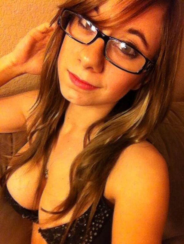 Busty Brunette Porno Photo Eporner