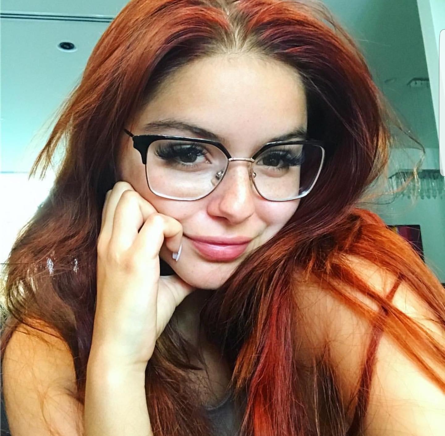 Ariel Winter Porn Pic Eporner