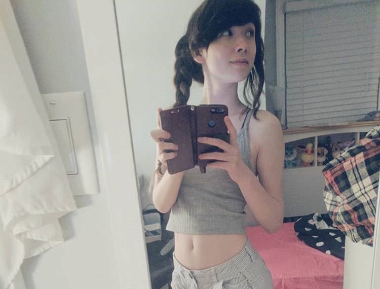 Wow Im Tiny ðŸ˜³ Porn Pic Eporner
