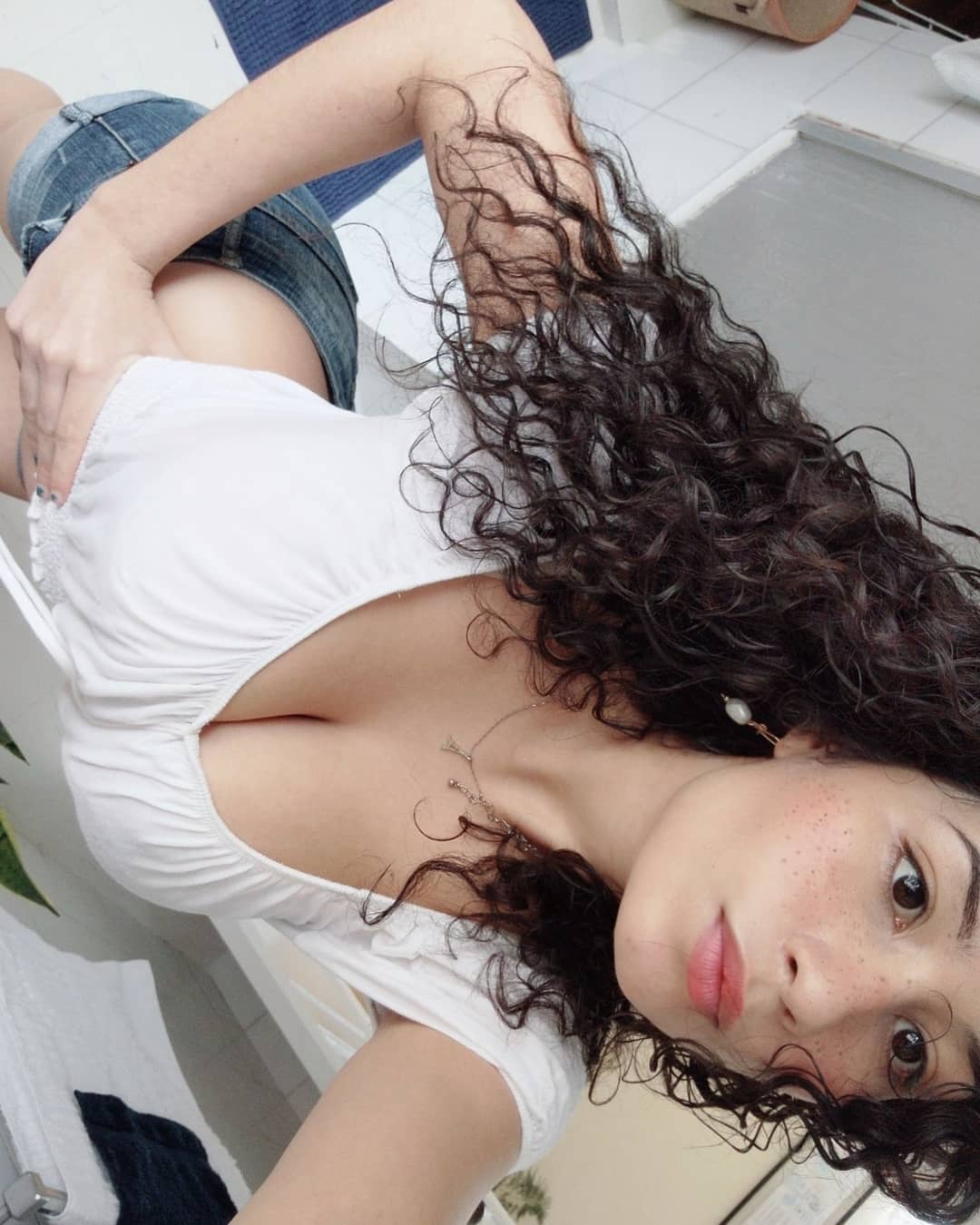 Girl Standing Sideways Porn Pic Eporner