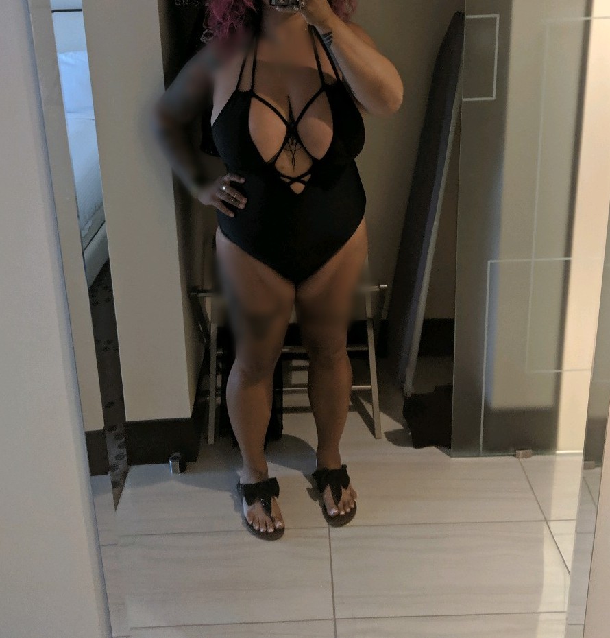 Vegas Pool Time Is This Too Revealing Porn Pic Eporner
