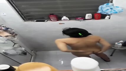 Ngintip Cewek Mandi... - EPORNER