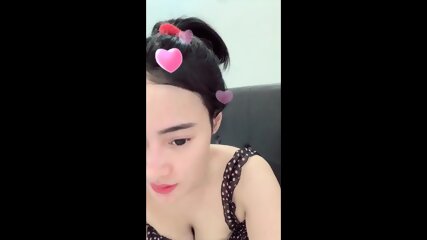 Mommy Bikin Sange Live Bigo - EPORNER