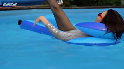 Wetlook Porn - Wetlook Leggings & Wetlook Leggings Videos - EPORNER